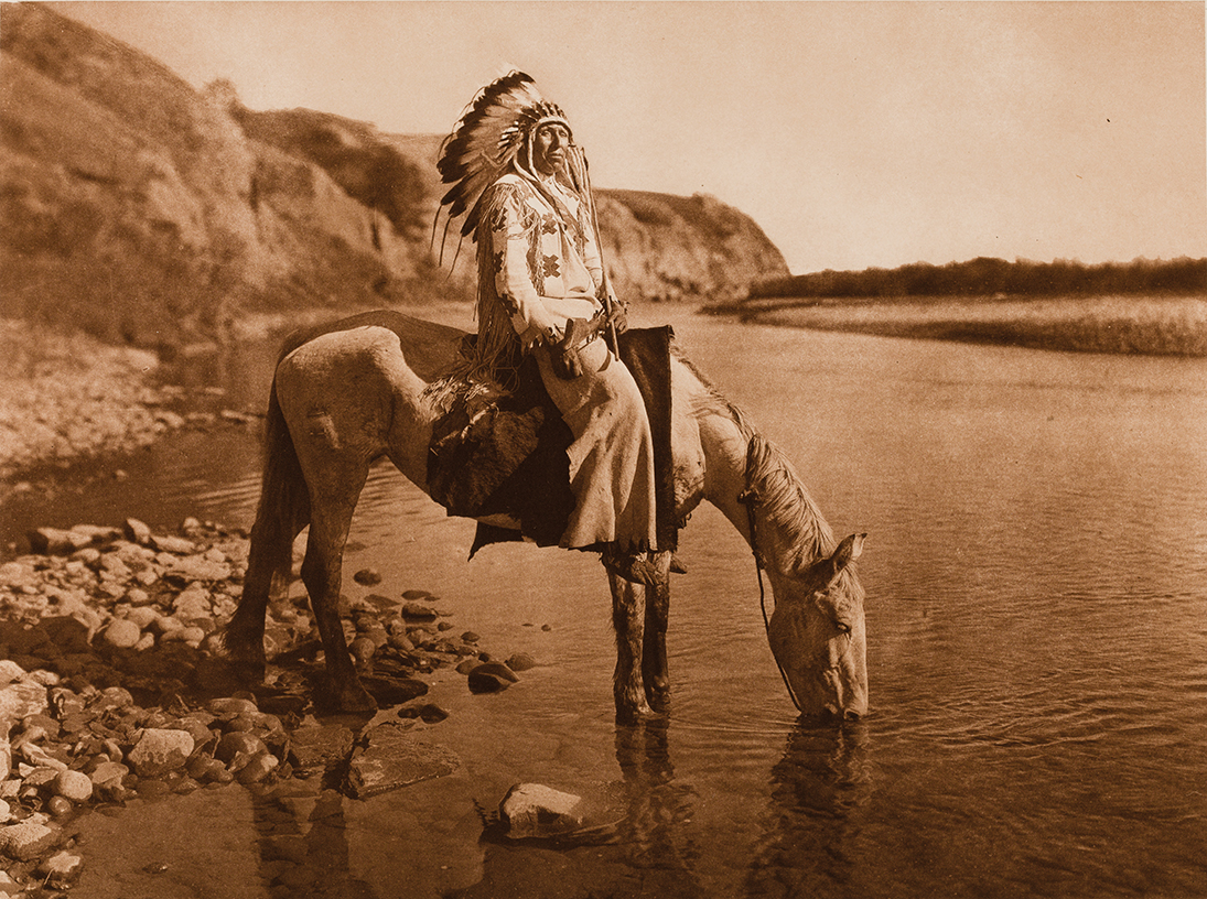 Lulu and the Shadow Catcher - The Magazine Antiques