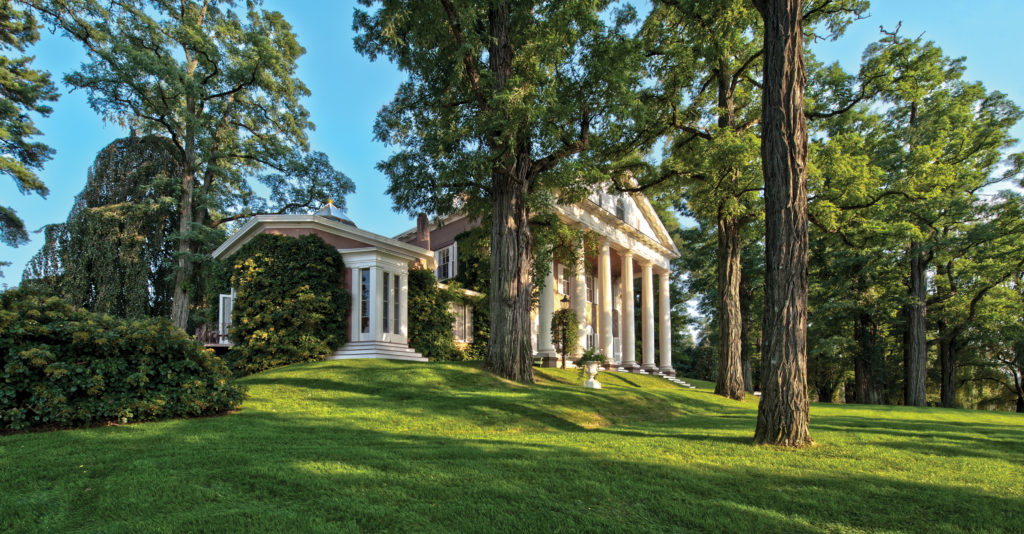 Edgewater, paradise for a preservationist - The Magazine Antiques