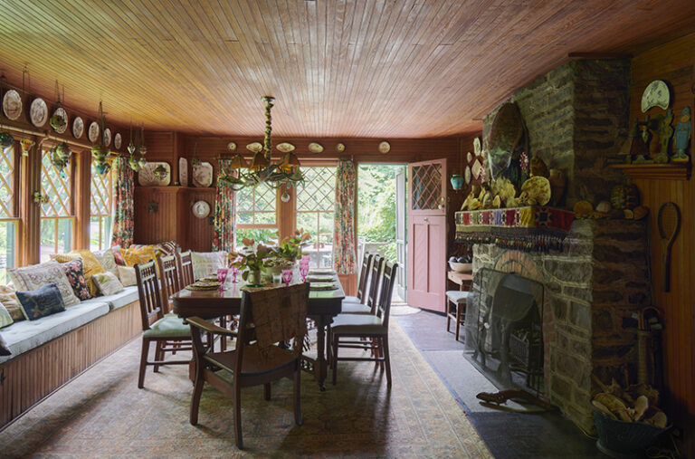 THE ONTEORA CLUB - The Magazine Antiques