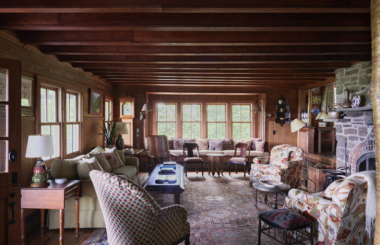 THE ONTEORA CLUB - The Magazine Antiques