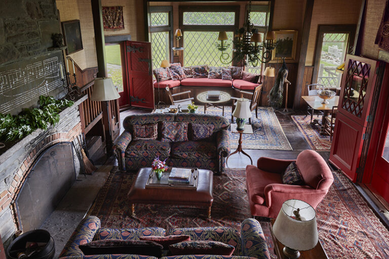 THE ONTEORA CLUB - The Magazine Antiques