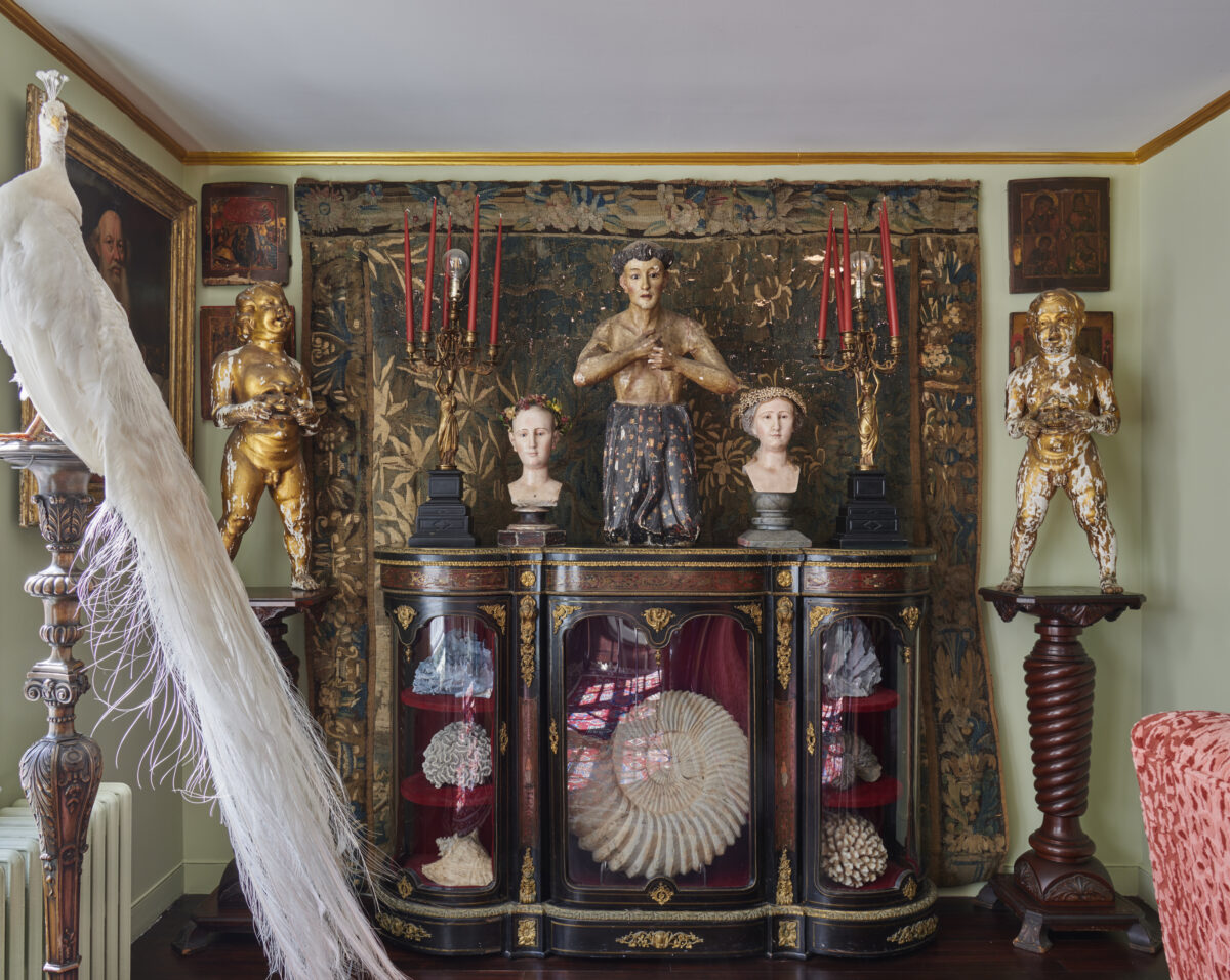 Living with antiques: The Oddities Couple - The Magazine Antiques