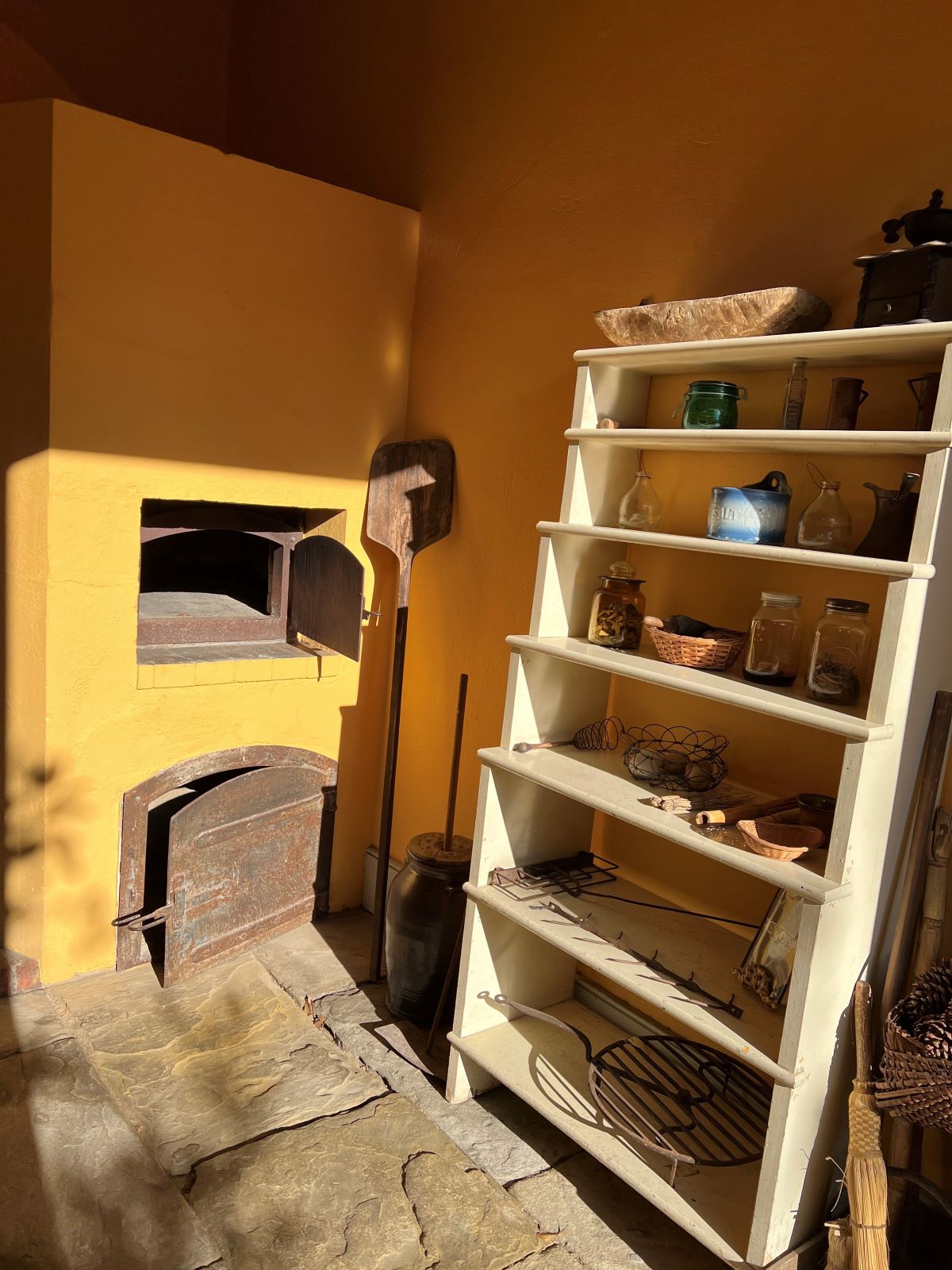 Hot Stove League - The Magazine Antiques