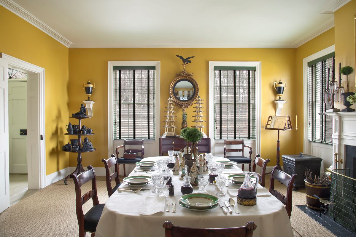 Dining with Antiques - The Magazine Antiques