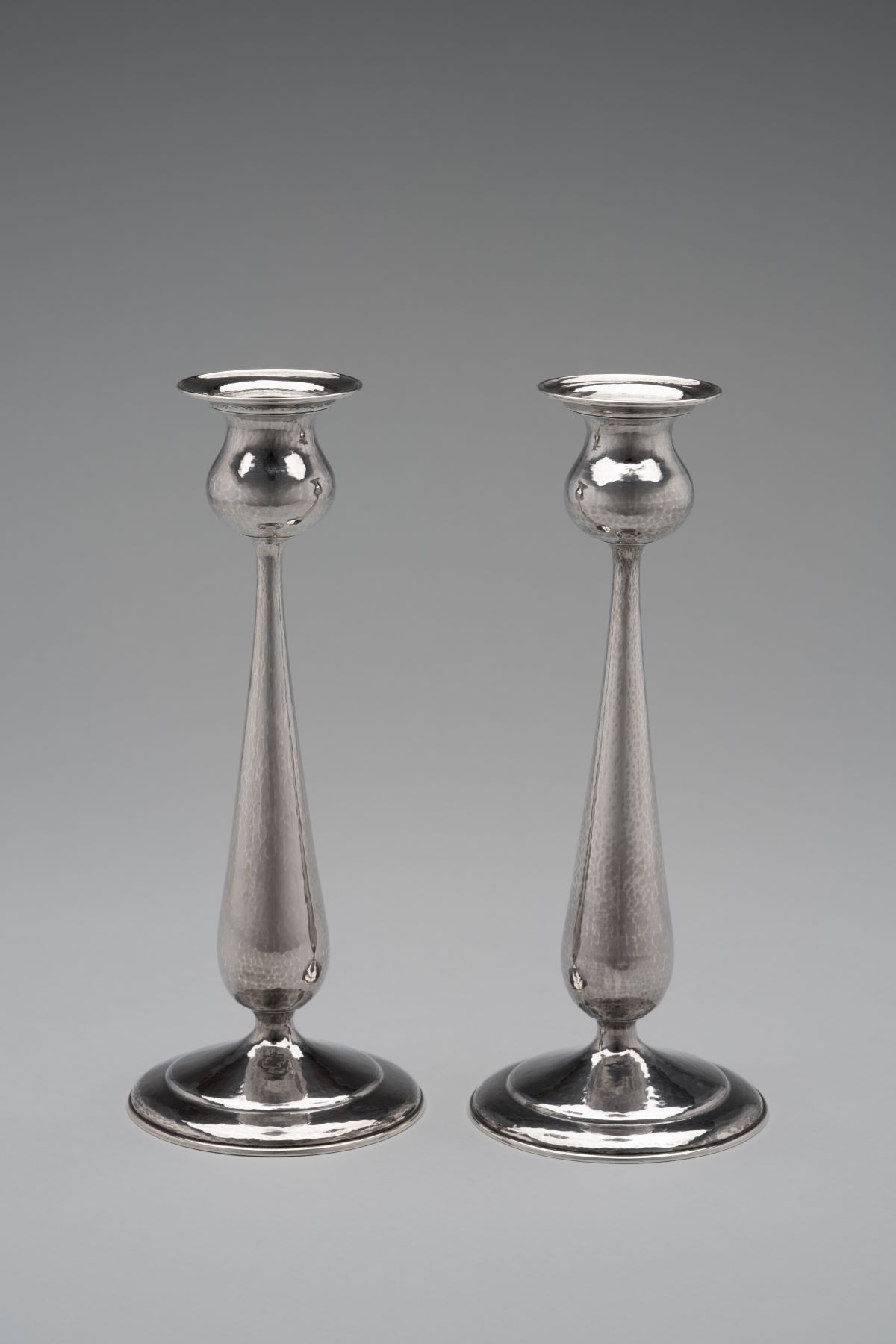 “Beautiful, Useful, and Enduring” - The Magazine Antiques