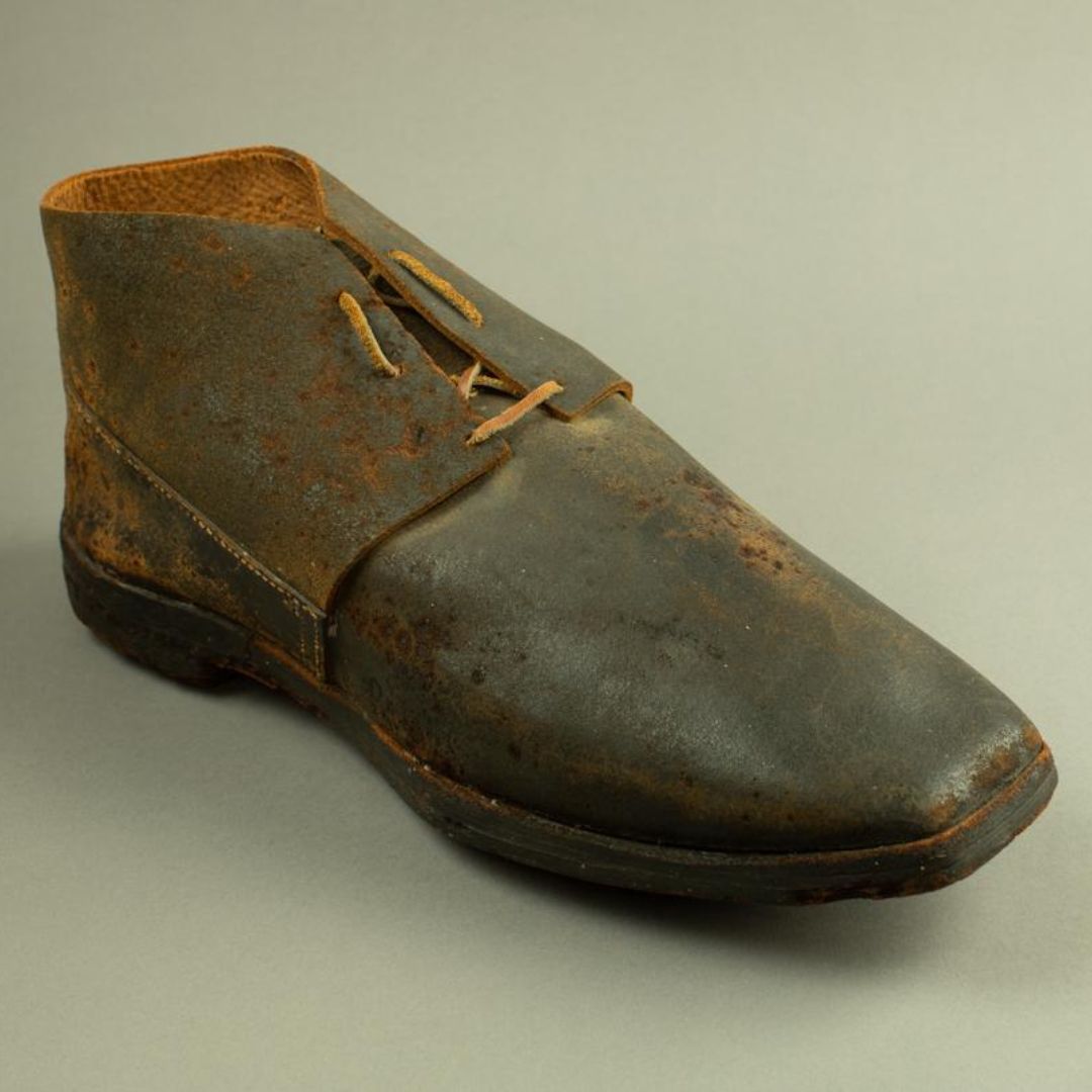 3 - The Magazine Antiques