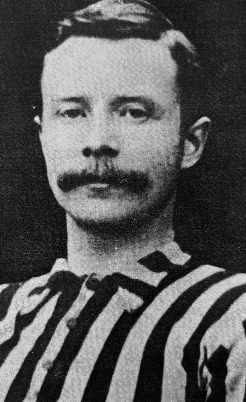 Medal Heads - The Magazine Antiques