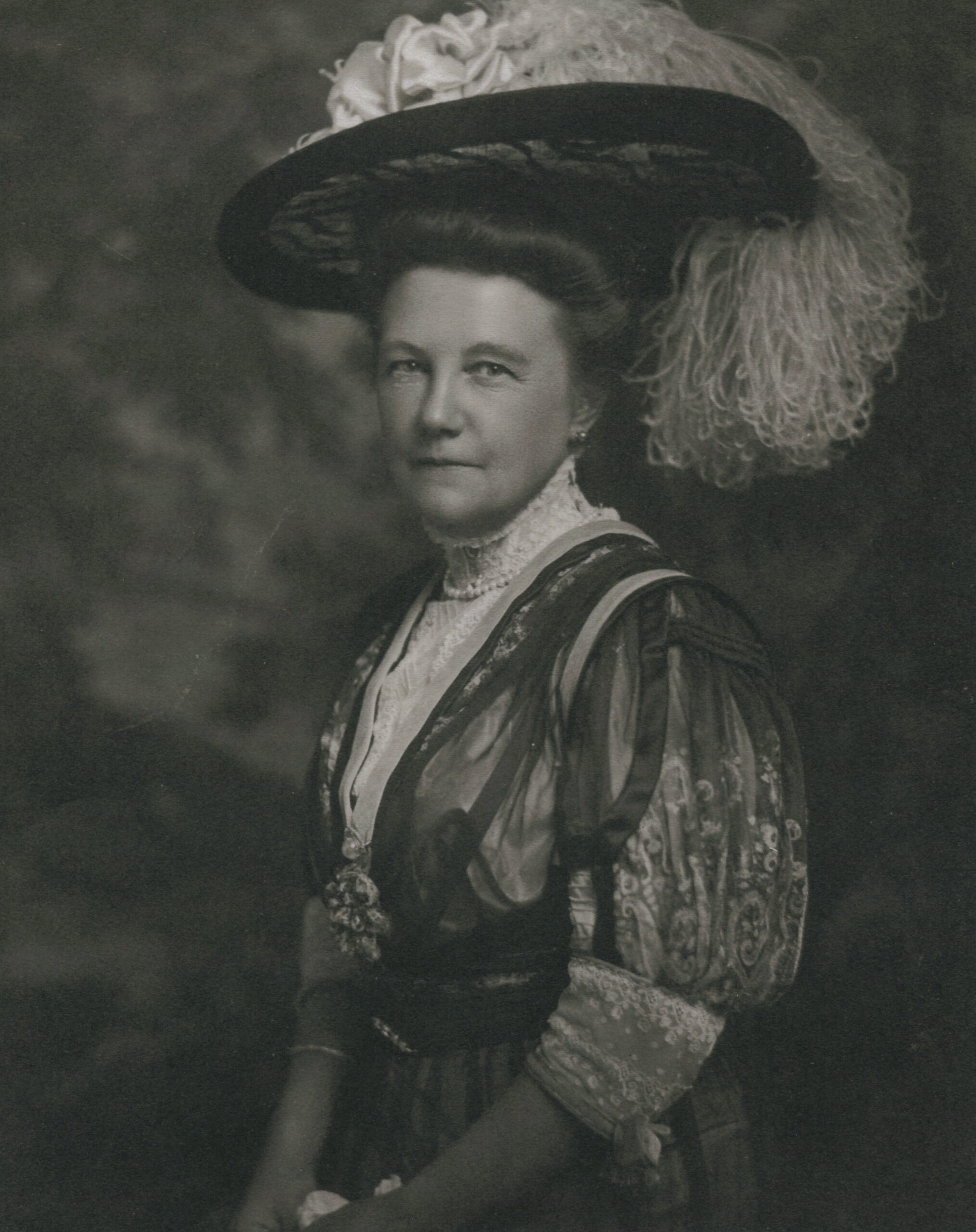 Sarah B. Cochran - The Magazine Antiques